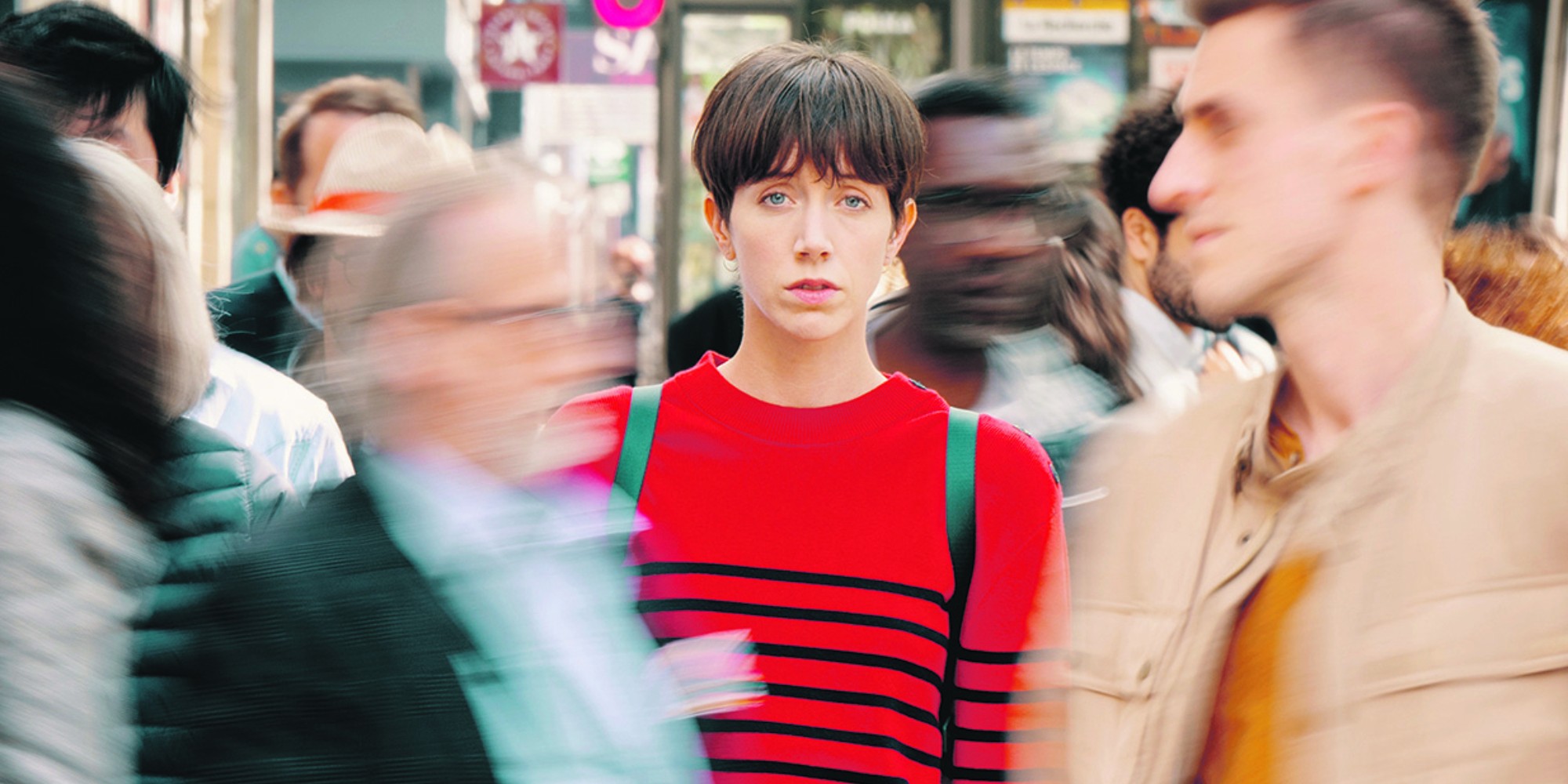 Dans le film « La Page blanche », Sara Giraudeau court après une drôle ...