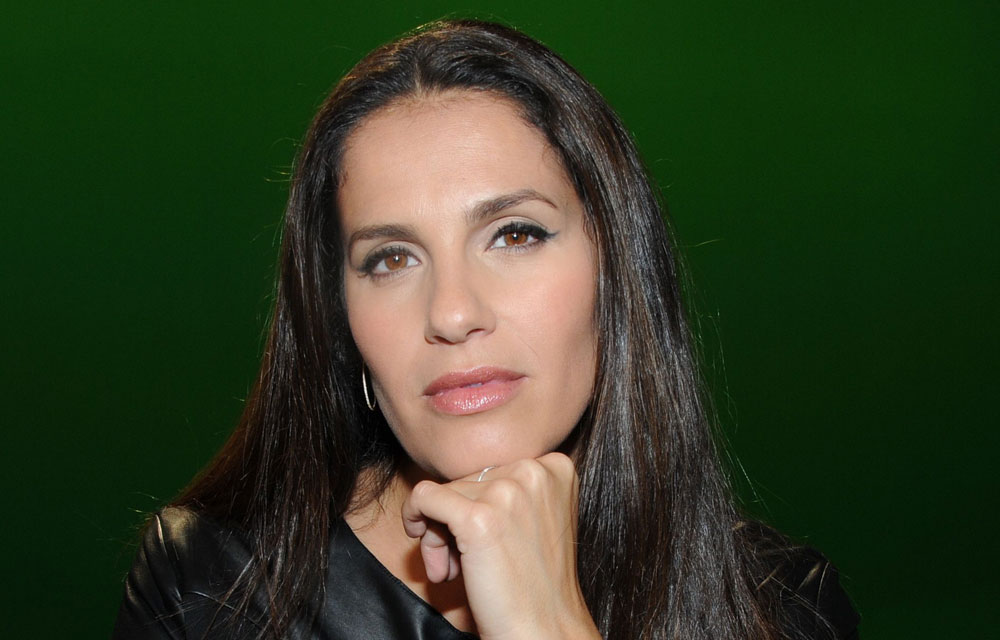 Elisa Tovati, son combat pour sauver son album