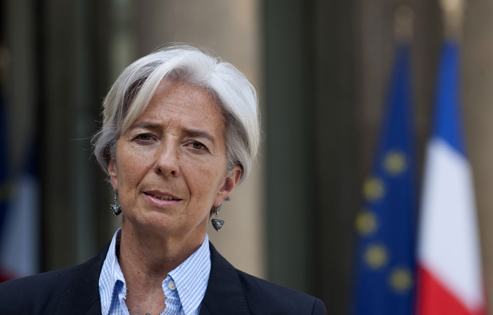 Lagarde justifie son budget