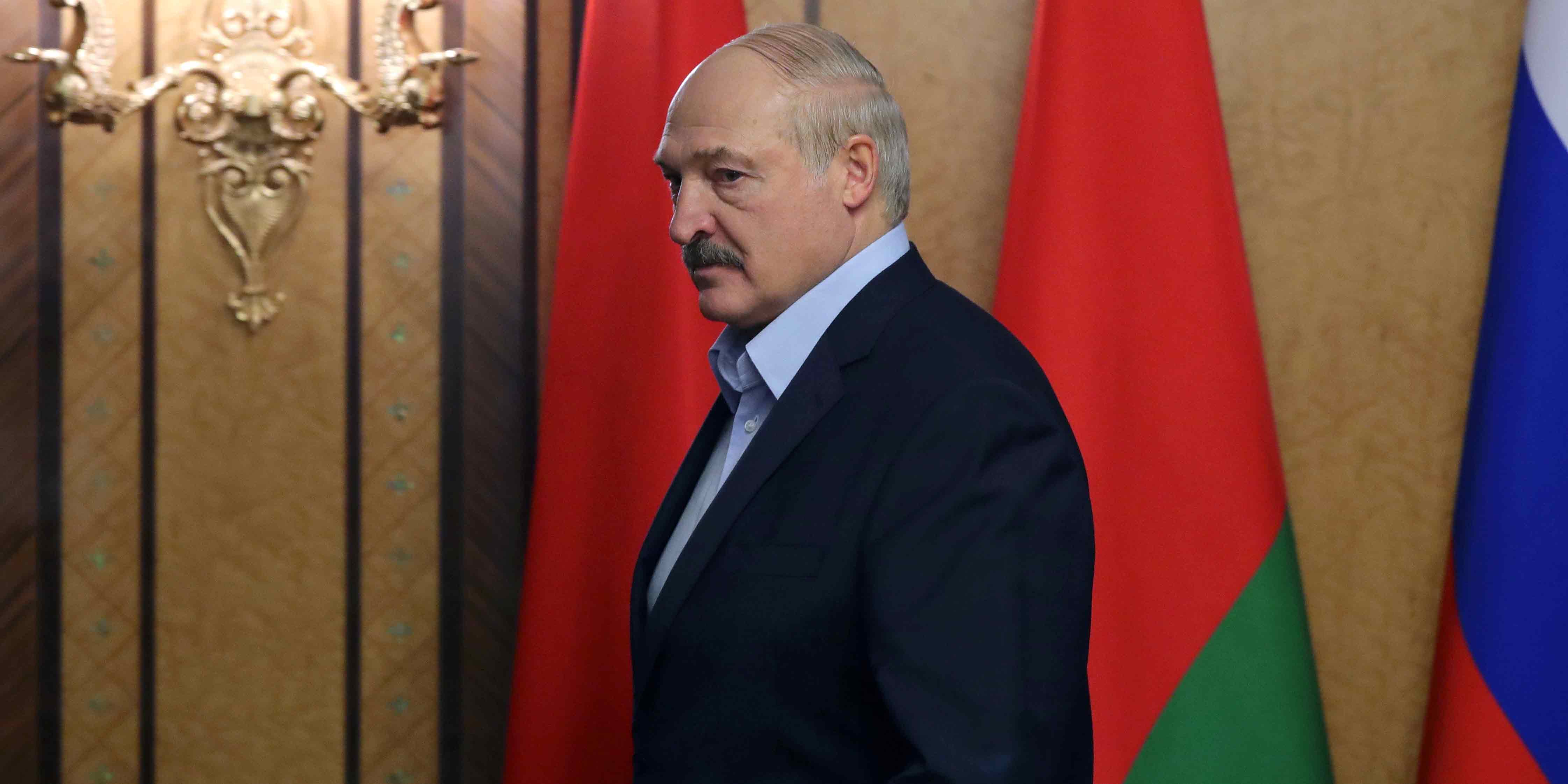 Le président biélorusse Alexandre Loukachenko trompe-t-il Poutine ou ...