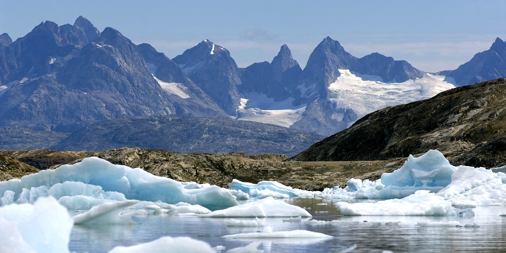 Groenland : il a plu au sommet de la calotte glaciaire pour la première ...