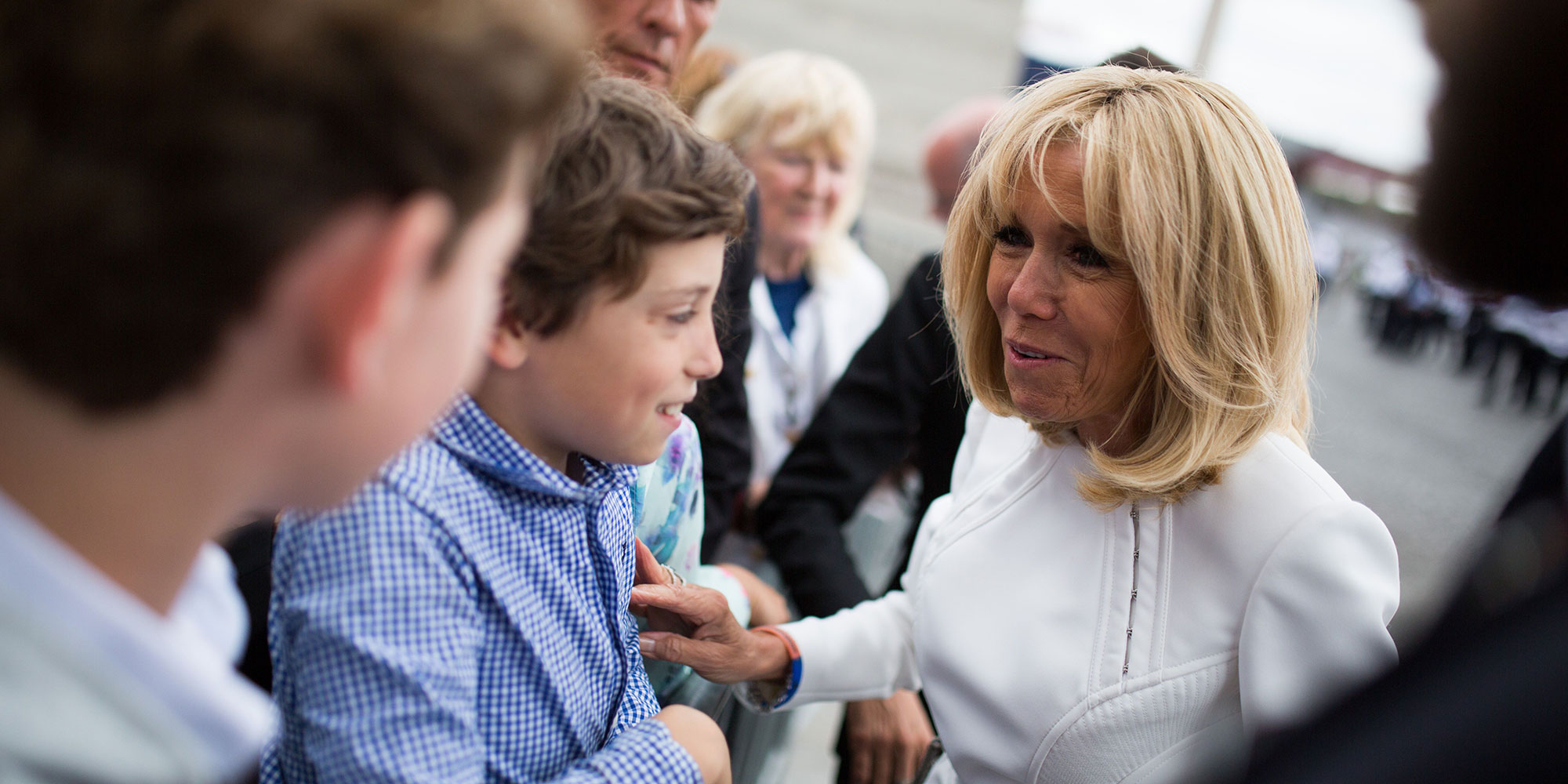 "Brigitte Macron est une première dame atypique", pour le journaliste ...