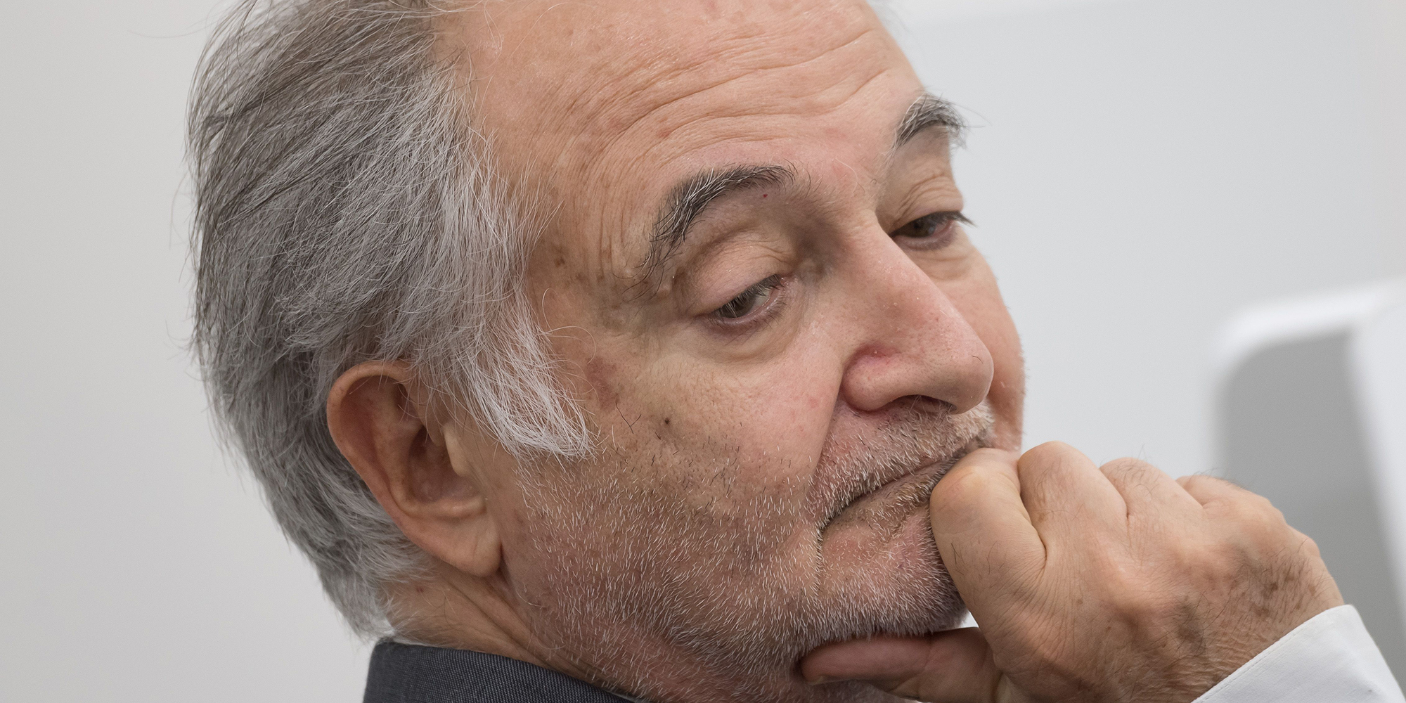 Dépistage massif : comment Jacques Attali a oeuvré pour convaincre Macron