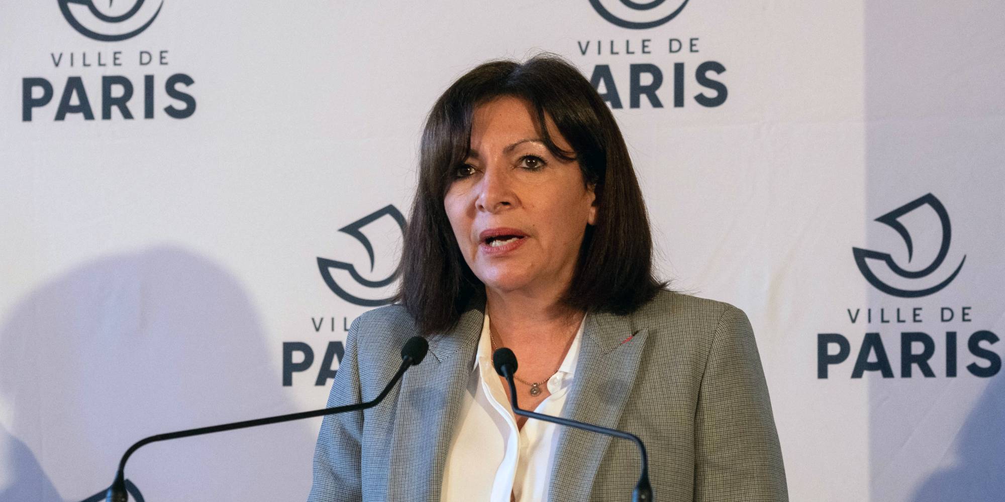 Présidentielle 2022 : Anne Hidalgo, un été pour décoller