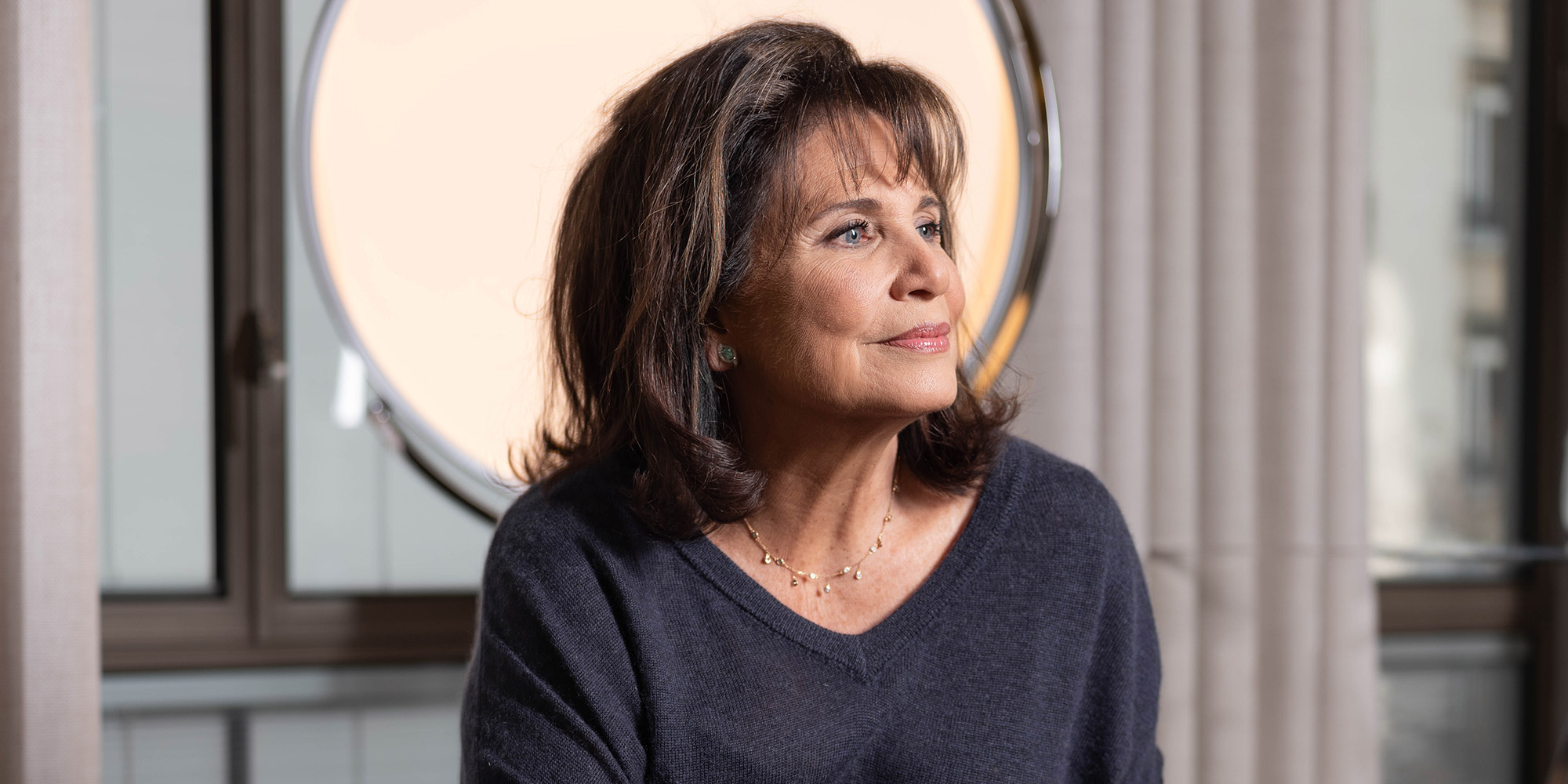 "On appelle cela l'emprise" : pour la première fois, Anne Sinclair se ...