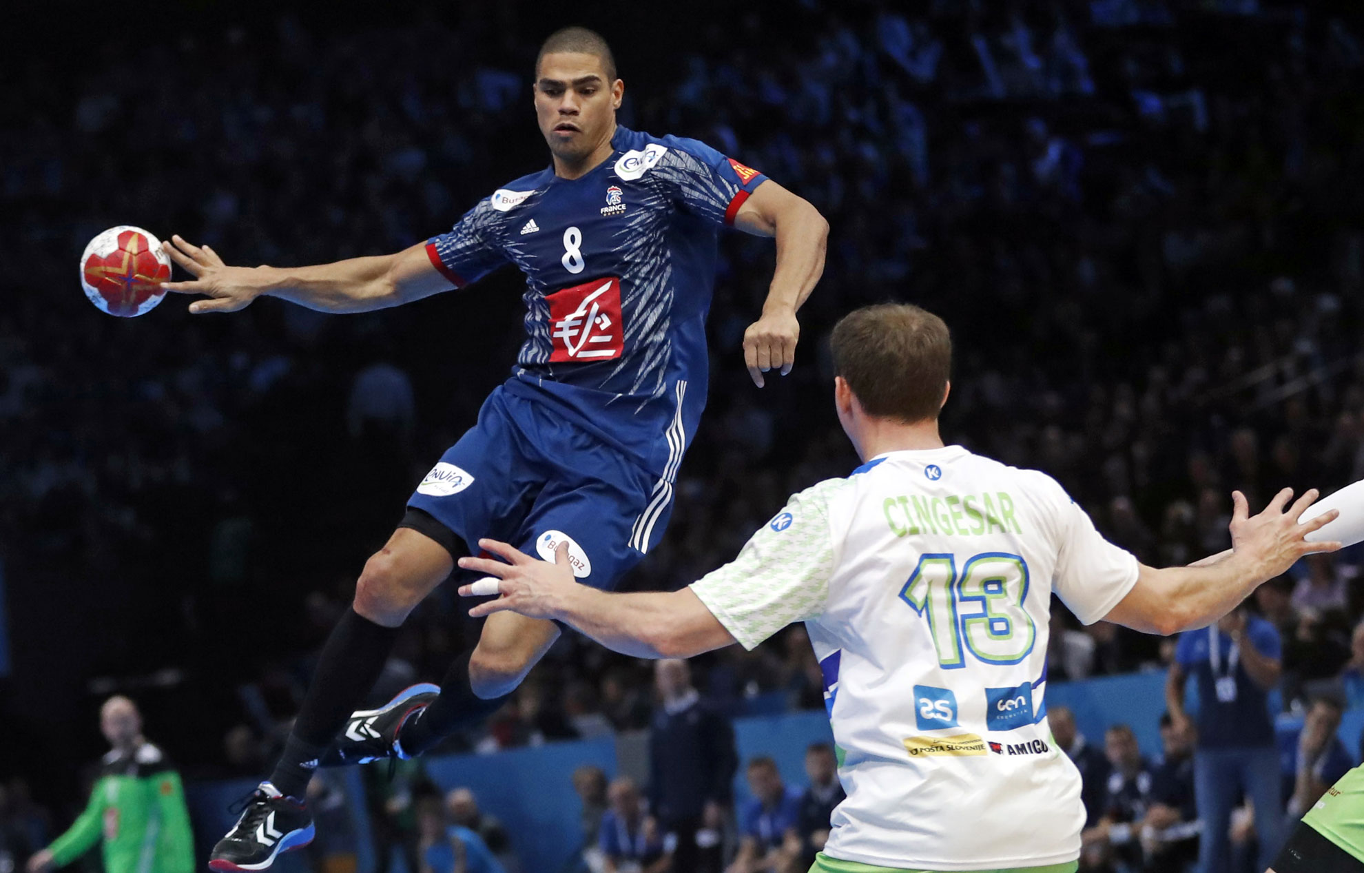 Handball : les cinq familles des Experts